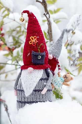 Ravelry: Leave Gnome Stone Unturned pattern by Sarah Schira