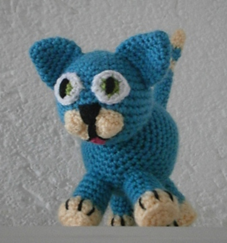 Ravelry: Happy Blue Cat pattern by SonjaStyle