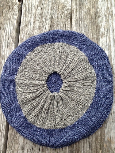 Ravelry: Thistle Tam pattern by Elisabeth Sliney Marino