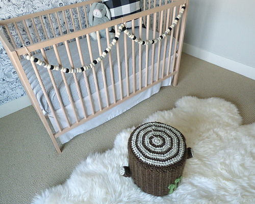 Ravelry: Oak Stump Ottoman pattern by Heidi Nieling