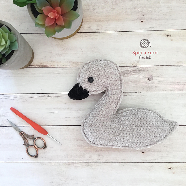 Ravelry: Cygnet Amigurumi pattern by Spin a Yarn Crochet
