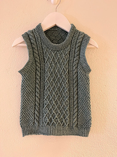 Ravelry: Spinnekroken's Moby Slipover Mini