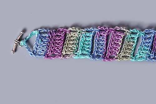 Ravelry: Diagonal Ladder Bracelet pattern by The Perfect Knot ...