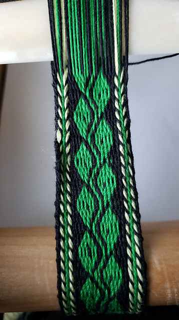 Ravelry: Spunknit's Leafy Tablet Weaving Band