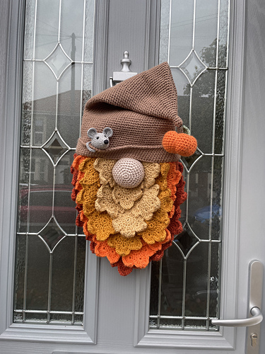 Ravelry: Gonk Gnome Autumn Fall Wreath pattern by selina page
