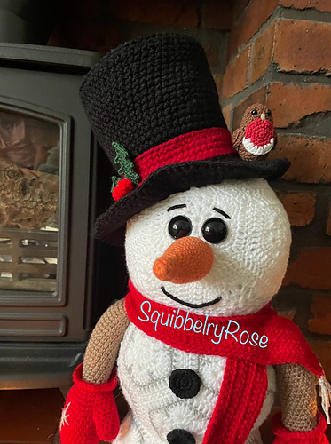 Ravelry: African Flower standing snowman pattern by selina page