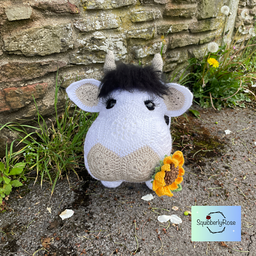 Ravelry: Bluebell the African flower cow. pattern by selina page