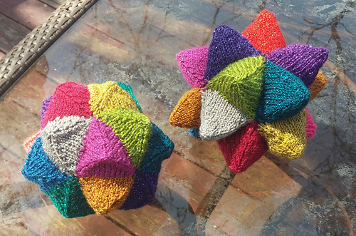 Ravelry: Spikey Balls pattern by Susan Estabrook