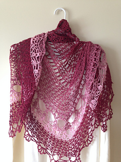 Ravelry: Sskcraftshop's Cherry Parfait shawl