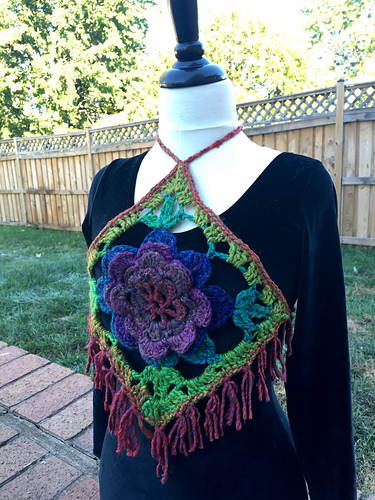 Ravelry: Gypsy Rose Halter pattern by Crochet Kitten