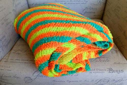 Ravelry: Sideways Throw pattern by Samantha Paya