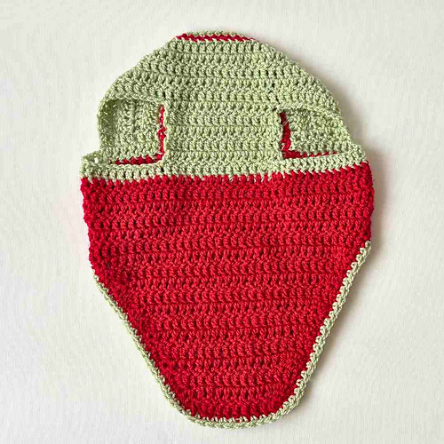 Ravelry: Simple Horse Ear Bonnet pattern by May Shehab