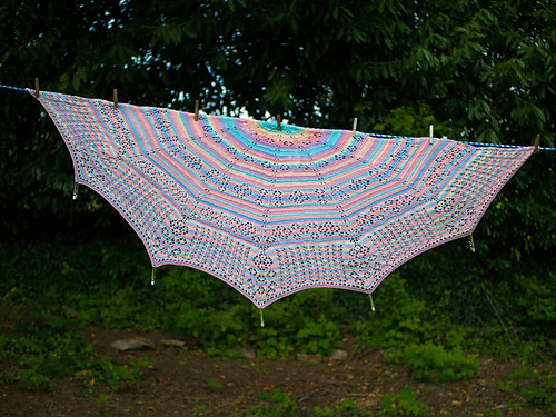 Ravelry: Rosace pattern by Camille Coizy Delahaie