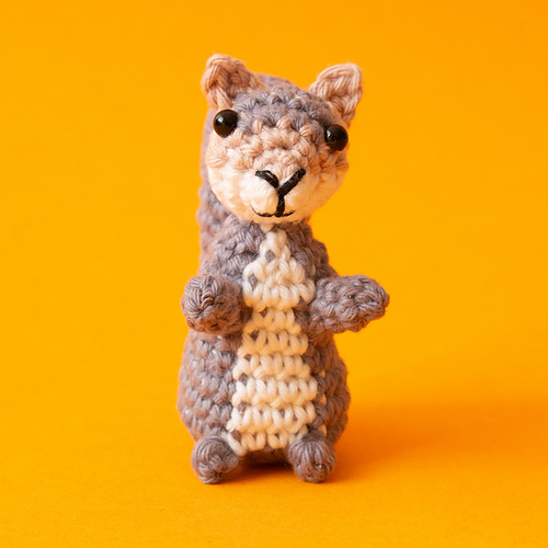 Ravelry: Squirrels pattern by Stella Taubenheim