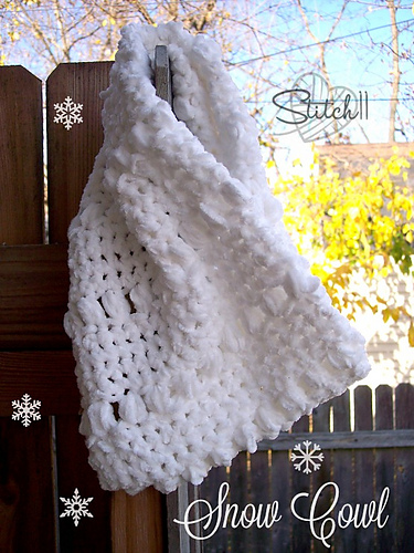 Ravelry: Snow Cowl pattern by Stitch11