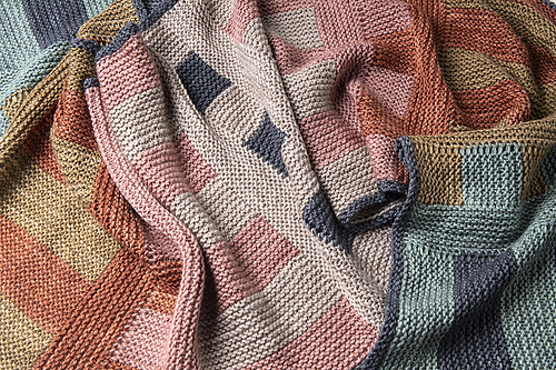 Ravelry: Boxes and Towers pattern by Kirsten Kapur