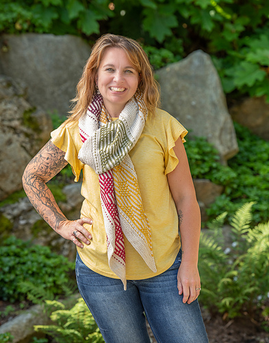 Ravelry: Drifting Diamonds pattern by Jennifer Weissman