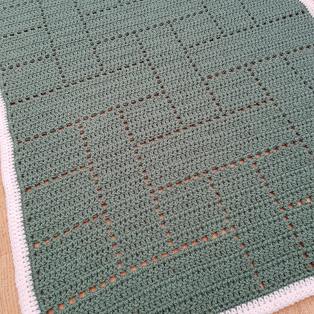 Ravelry: Weave Block Blanket pattern by Emma Moss