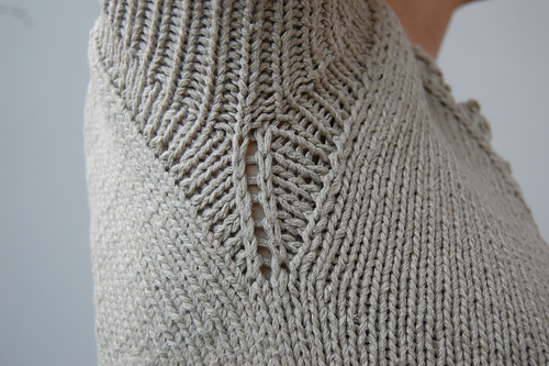 Ravelry: Slow Top No.2 pattern by Gosia Dzik-Holden