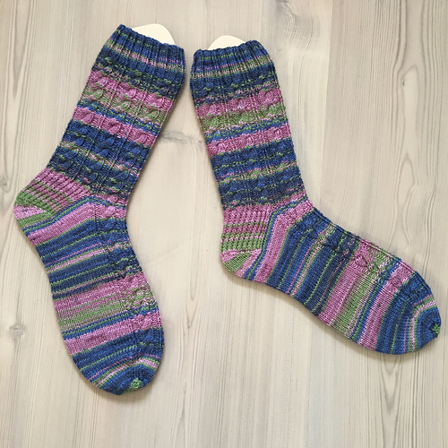 Ravelry: Cable Classic Sox pattern by Sue Whitmer