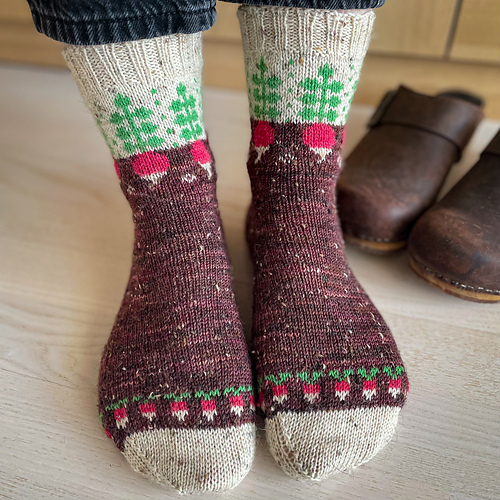 Ravelry: Rad Radish socks pattern by Stone Knits
