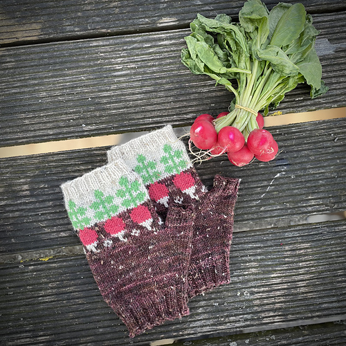 Ravelry: Rad Radish mitts pattern by Stone Knits