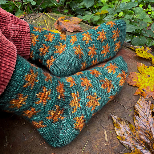 Ravelry: Forever Autumn sock set pattern by Stone Knits