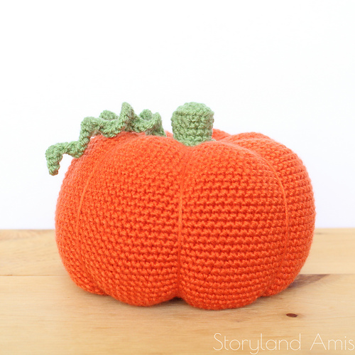 Ravelry: Jack the Cuddle-Sized Pumpkin pattern by Holly Lanier