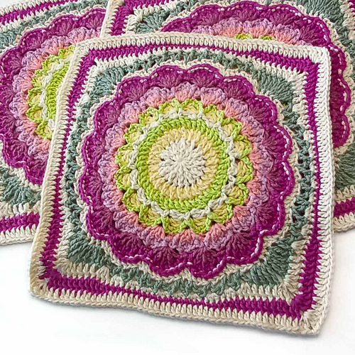 Ravelry: Protea Flower Square pattern by Stouto Creative Crochet