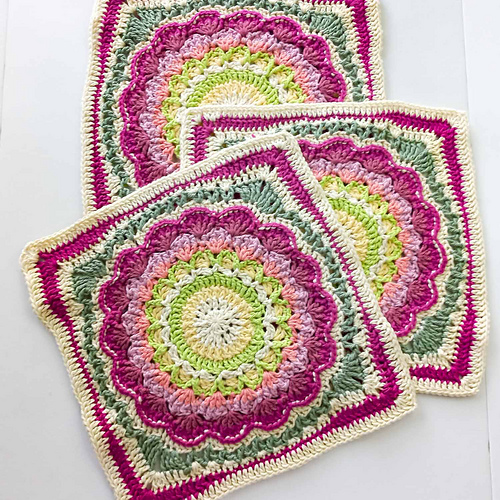 Ravelry: Protea Flower Square pattern by Stouto Creative Crochet