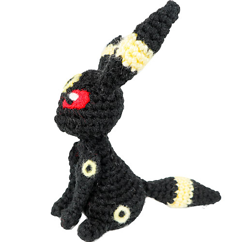 Ravelry: Mini Umbreon Pokemon Amigurumi pattern by Strings Away