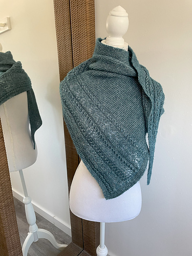 Ravelry: Shawl no. 2 pattern by Leonie Dapper
