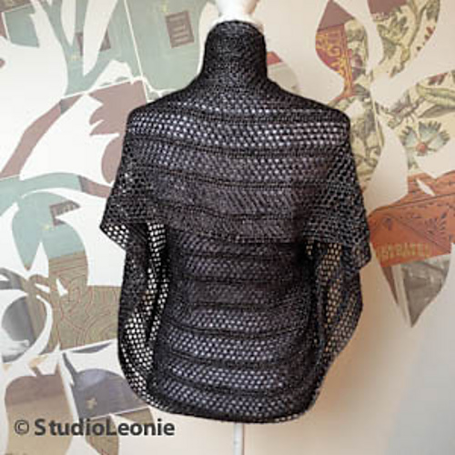 Ravelry: Infinity Scarf Sofia pattern by Leonie Dapper