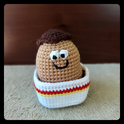 I made a family of nugget buddies! : r/crochet