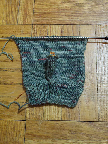 Ravelry: Simple Mittens (Worked Flat) pattern by The Students of Subway ...