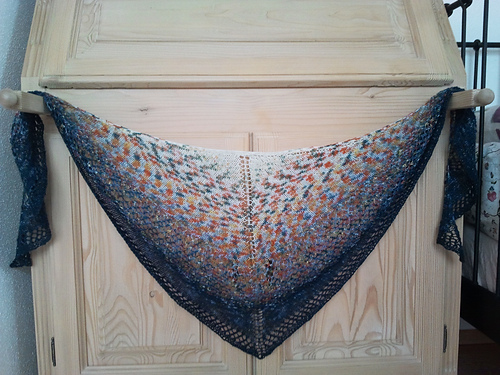 Ravelry: Tuch "Crazy Chicken" pattern by edith filzhof