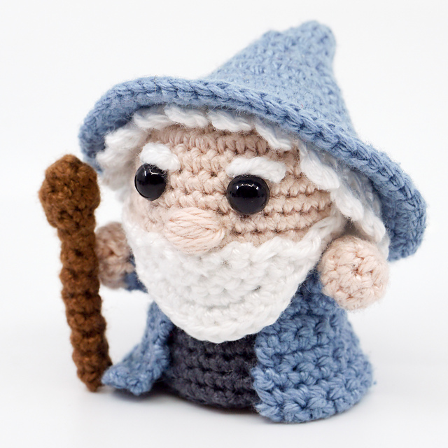 Ravelry: Mini Mage & Wizard Amigurumi pattern by Jonas Matthies