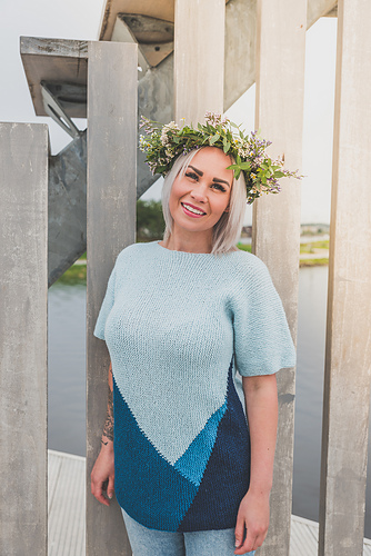 Ravelry: Fjell i det fjerne pattern by Anne Tvedt