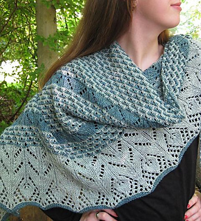 Ravelry: Nouchali Shawl pattern by Susanna IC