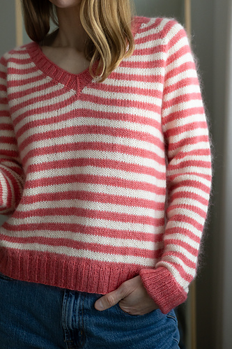 Ravelry: Color Inspo Sweater pattern by SuviKnits