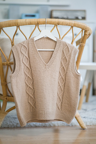 Ravelry: Hilma Vest pattern by SuviKnits