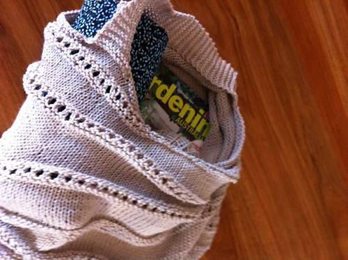 Ravelry: Seamless Tote Bag pattern by Suzanne Smart