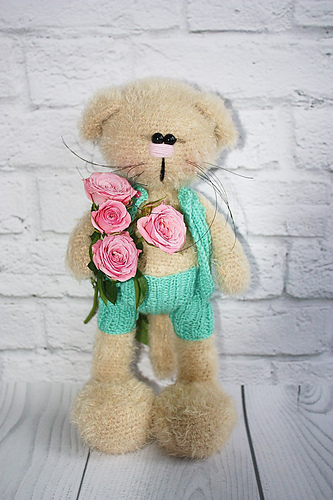 Ravelry: Cat in pants pattern by Svetlana Malyarik