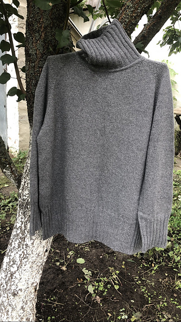 Ravelry: Grey cashmere sweater pattern by Svitlana Kharchenko