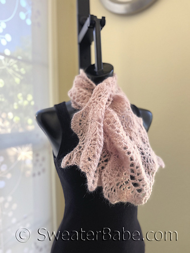 Ravelry: #34 Wavy Edged Crochet Scarf pattern by SweaterBabe