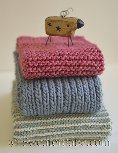 Ravelry: Worsted-Weight Striped Scarf pattern by SweaterBabe