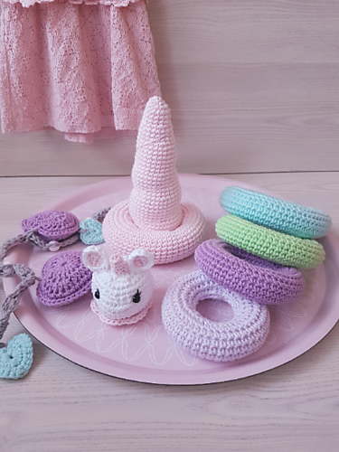 Ravelry: unicorn stacking toy pattern by Swecraftcorner