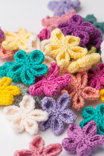 Ravelry: Phlox Flower pattern by Sweet Crocheterie