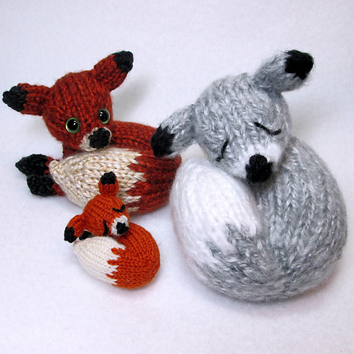 Ravelry: Cozy Little Fox pattern by Sydney Leck