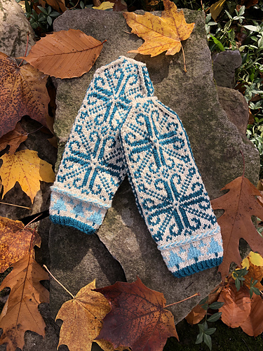 Ravelry: Mitaines Zab'Ame pattern by Isabelle Allard